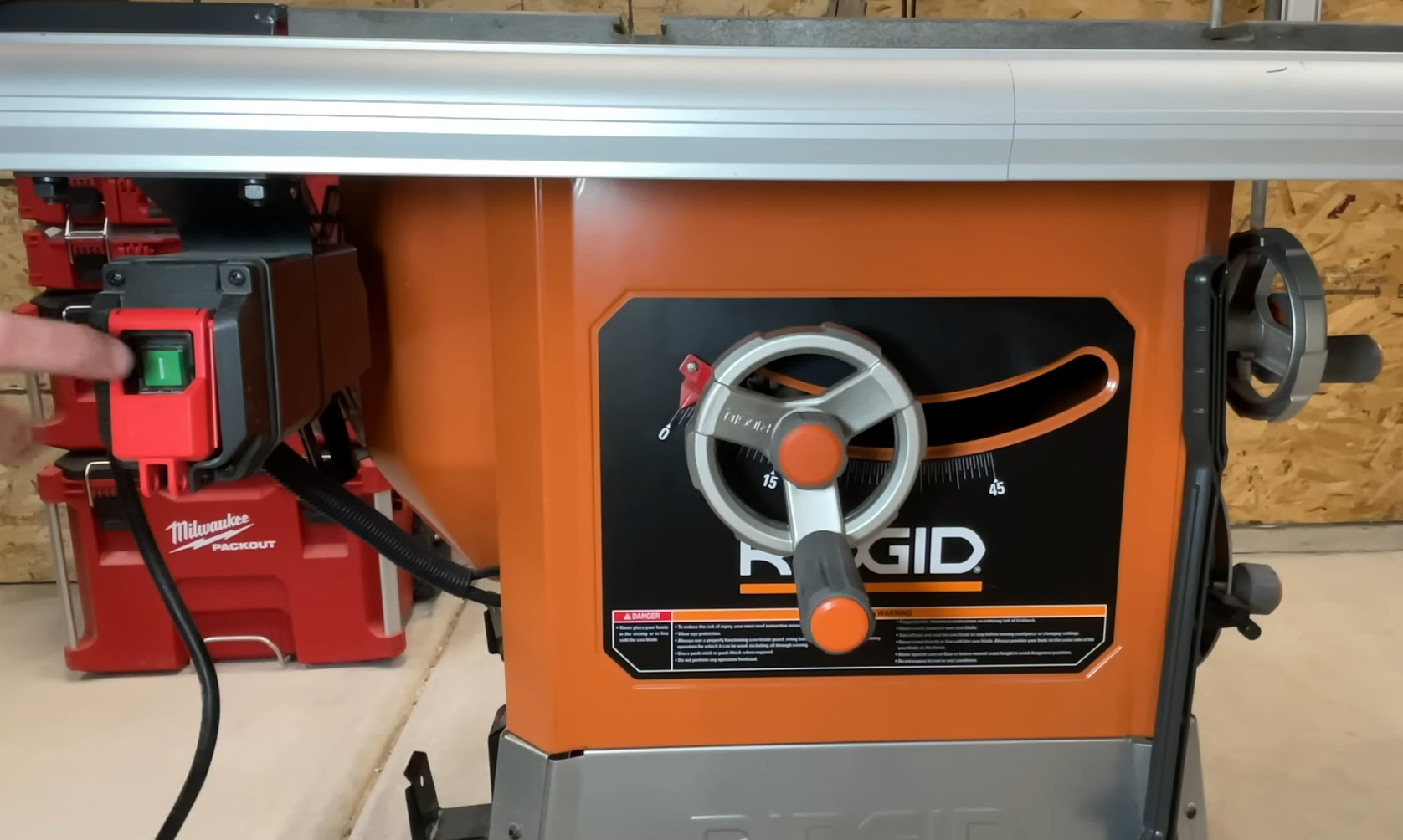 Ridgid R4512 vs. R4520: Which is Better? - ToolsProfy