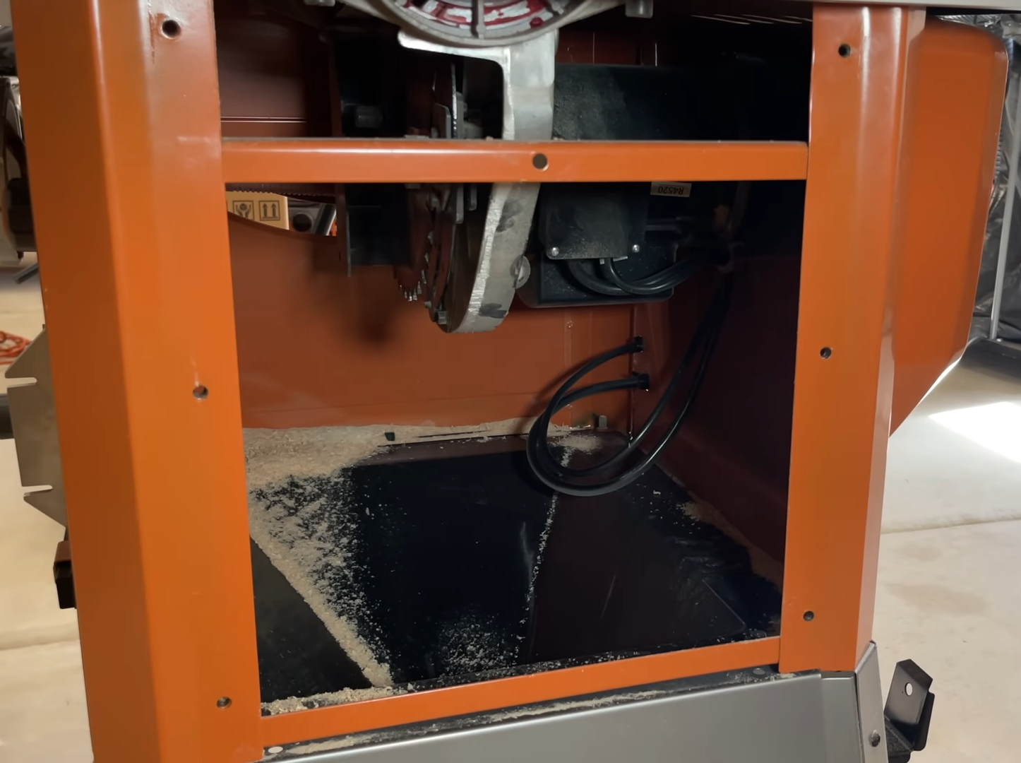 Ridgid R4512 vs. R4520: Which is Better? - ToolsProfy