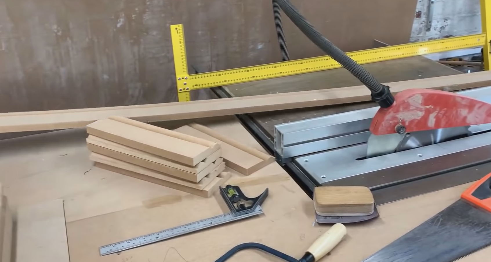 How to Cut Baseboard Corners Without a Miter Saw? - ToolsProfy