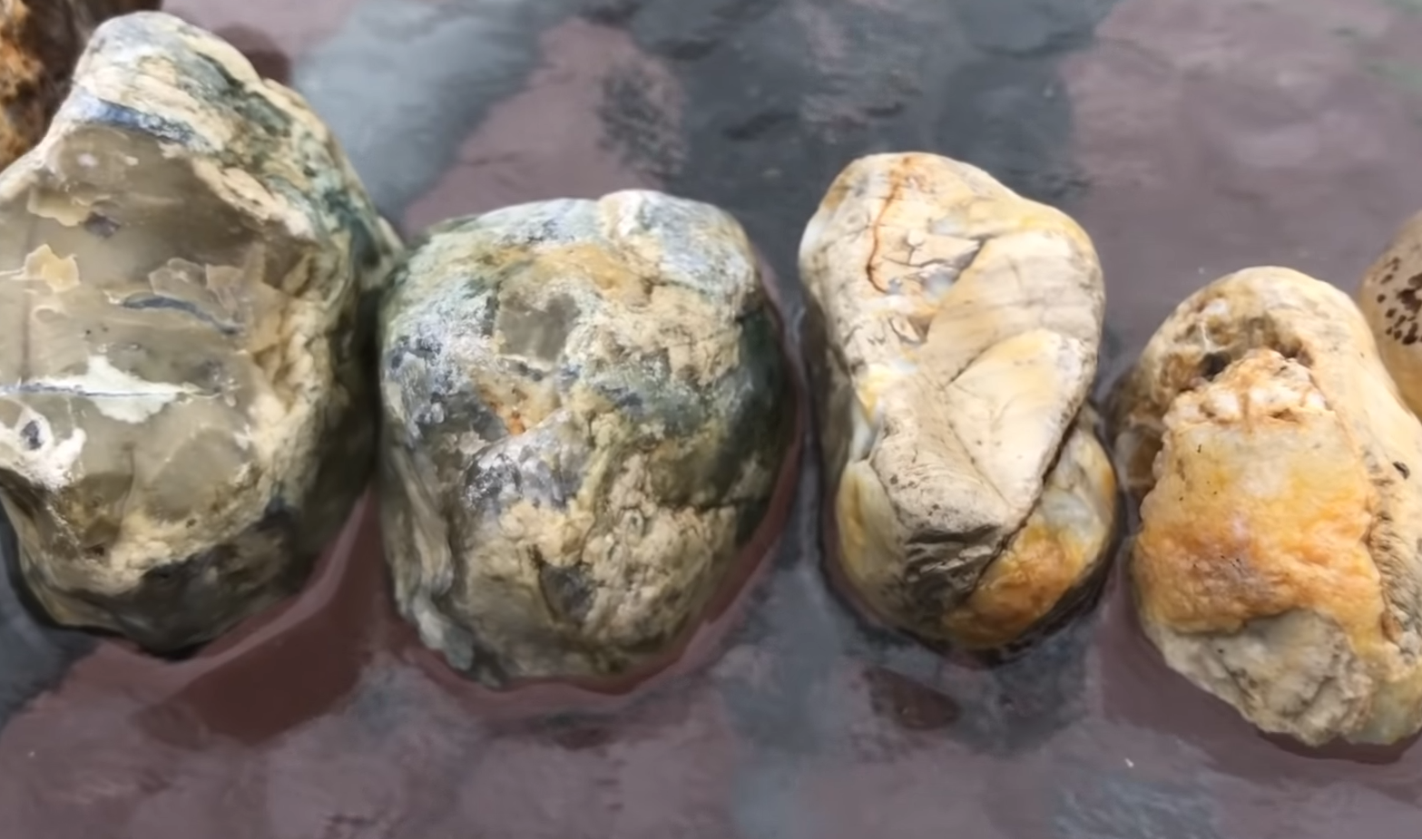 How to Cut Rocks Without a Saw? - ToolsProfy